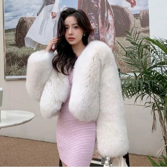 Lala Parker | Jackets & Coats | Lala Parkersheiress White Faux Fox ...